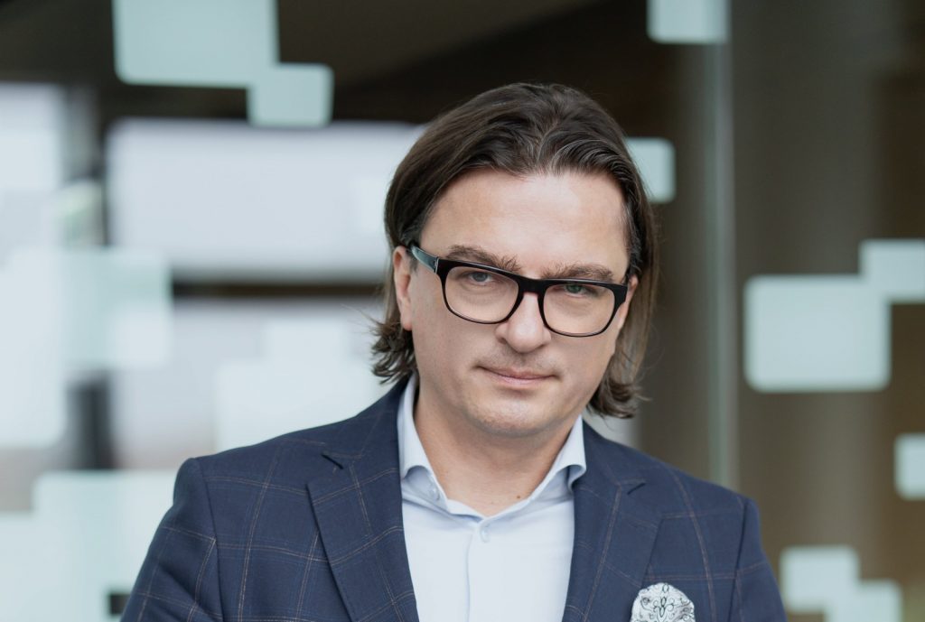 Tomasz Pyka awansuje w strukturach DB SCHENKER - Log24.pl